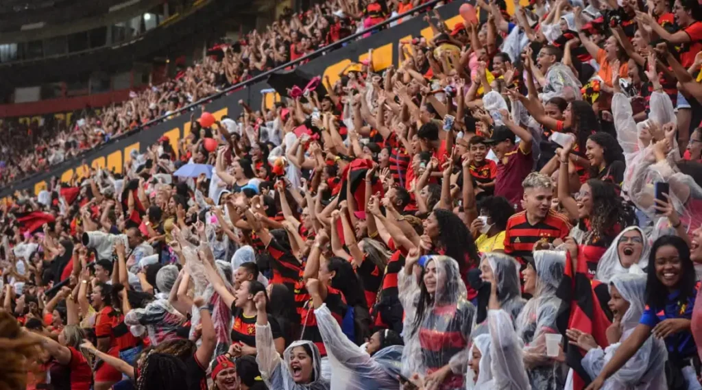 Deixou o Sport de mãos abanando e agora quebrou a cara na Europa